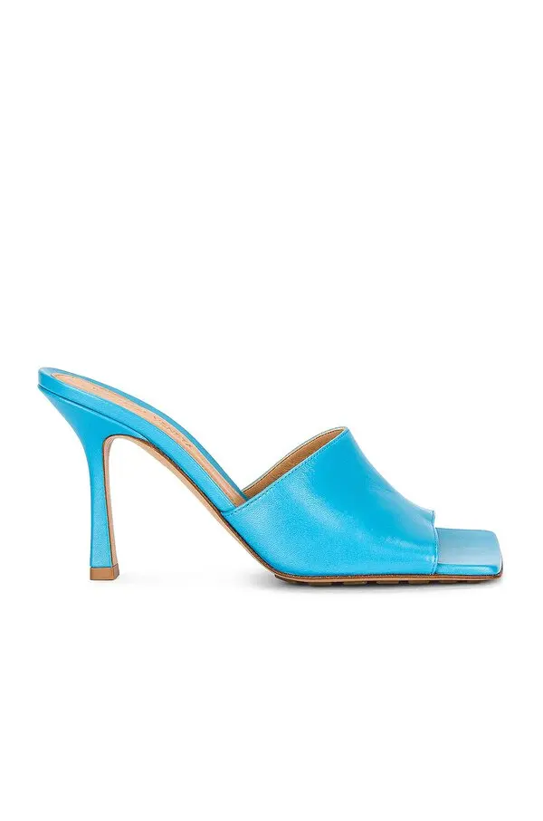 Bottega Veneta Leather Mules - Sky Blue