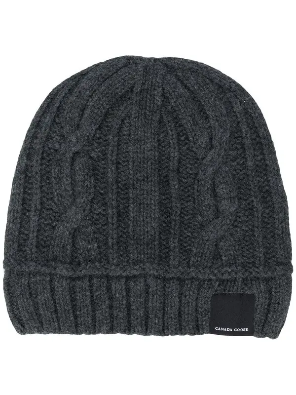 Canada Goose Logo Cable-Knit Beanie - Grey | Editorialist display picture 2