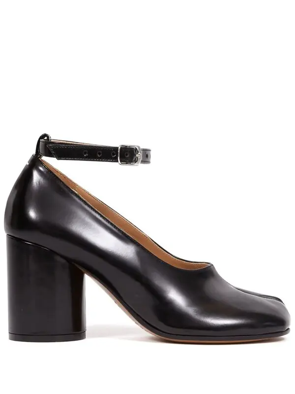 MAISON MARGIELA Tabi Leather Mary Jane Pumps