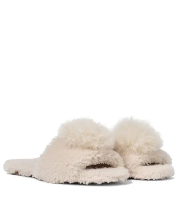 AQUAZZURA Foxy Shearling Slides
