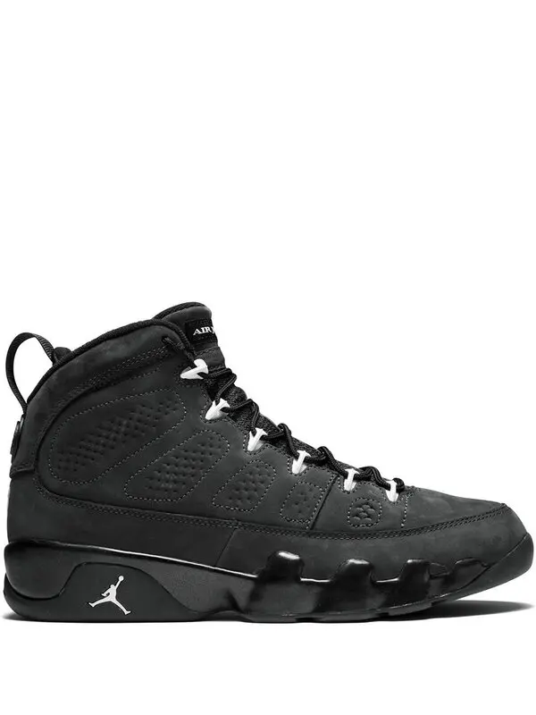 JORDAN Air Retro Anthracite Sneakers - Black