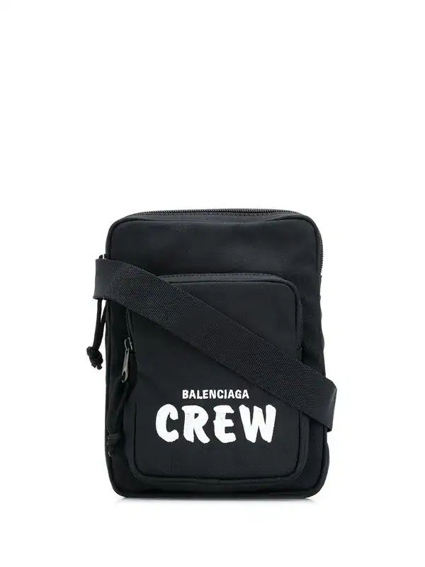 BALENCIAGA CREW ボディバッグ Balenciaga Crew Explorer Messenger Bag - Black | Editorialist