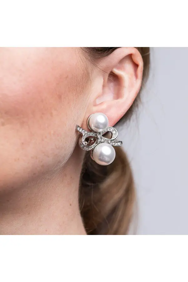 KENNETH JAY LANE And Crystal Pearl Bow Clip On Earrings