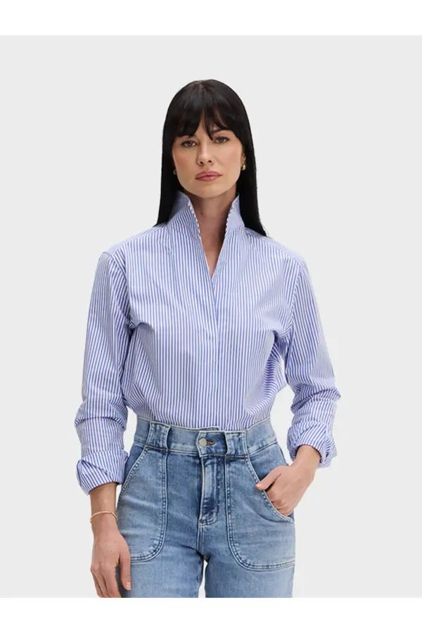 SARAH ALEXANDRA Signature Boyfriend Shirt - Blue