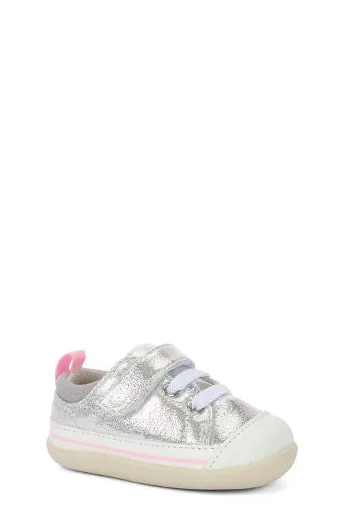 See Kai Run Stevie Ii Sneaker - Silver Shimmer