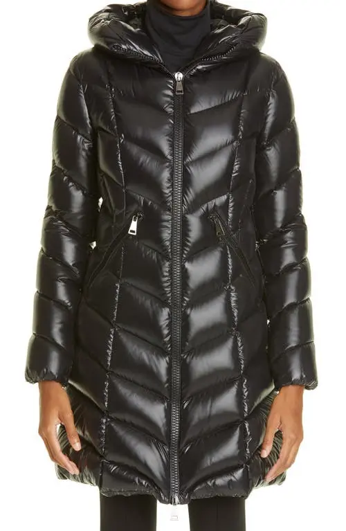 Moncler Marus Quilted 750 Fill Power Down Hooded Puffer Coat