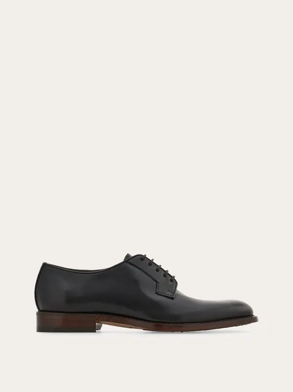 FERRAGAMO Derby Shoe - Black