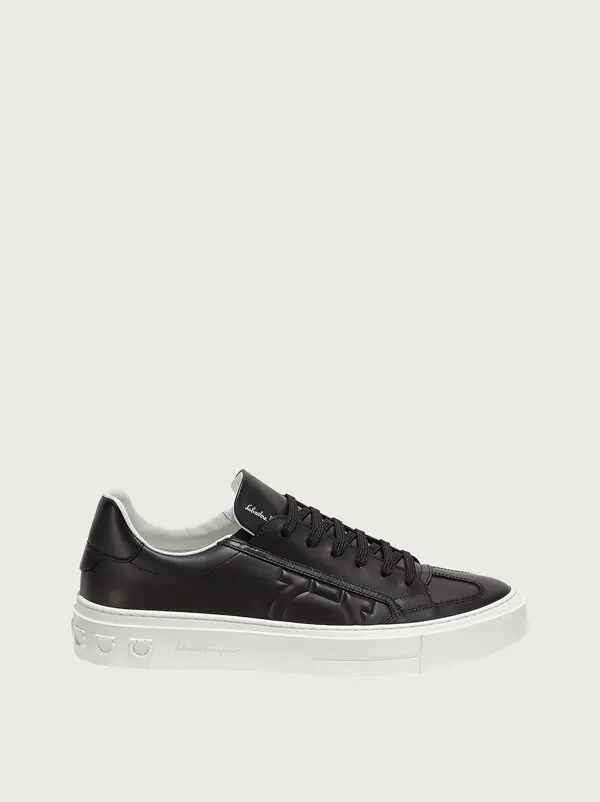 FERRAGAMO Gancini Sneaker - Black