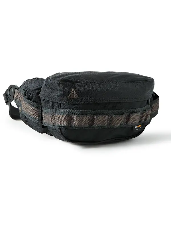 nike acg backpack karst A customisable body strap adds another layer of support for a long hike or city trek Nike Karst Cordura Belt Bag