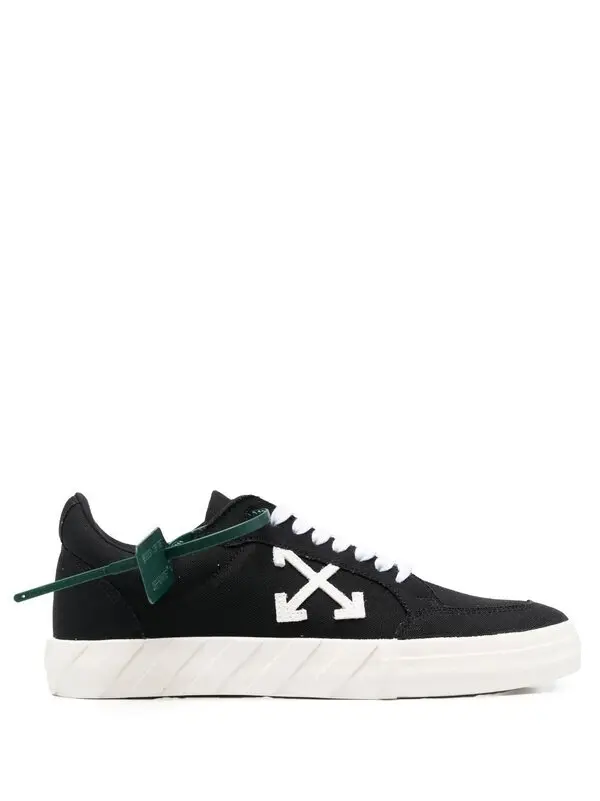 Off-White Vulcanized Low-top Sneakers - Black