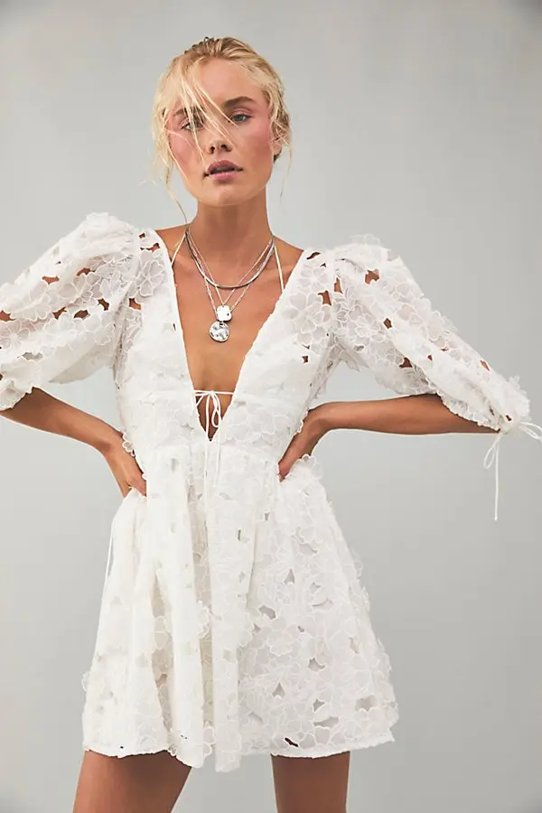 knee length dresses for ladies for Love & Lemons
