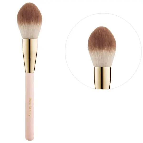 RARE BEAUTY BY SELENA GOMEZ Always An Optimist Powder Brush