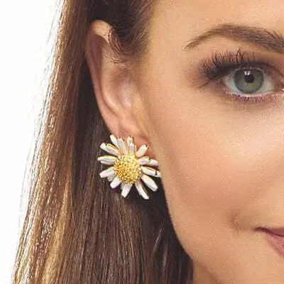 KENNETH JAY LANE Daisy Earrings
