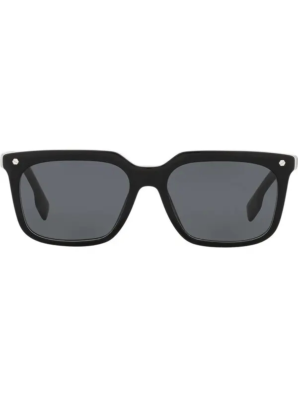 Burberry Carnaby Sunglasses