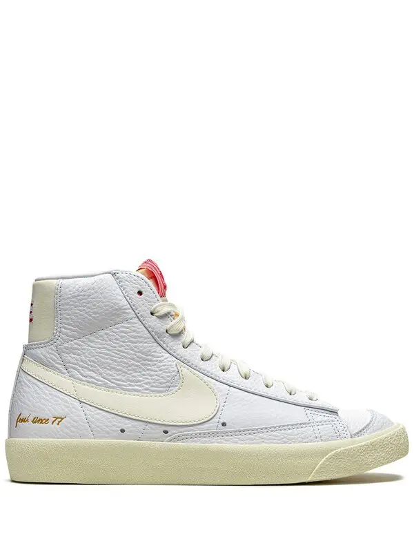 Nike Blazer Mid '77 Vntg Emb Popcorn Sneakers