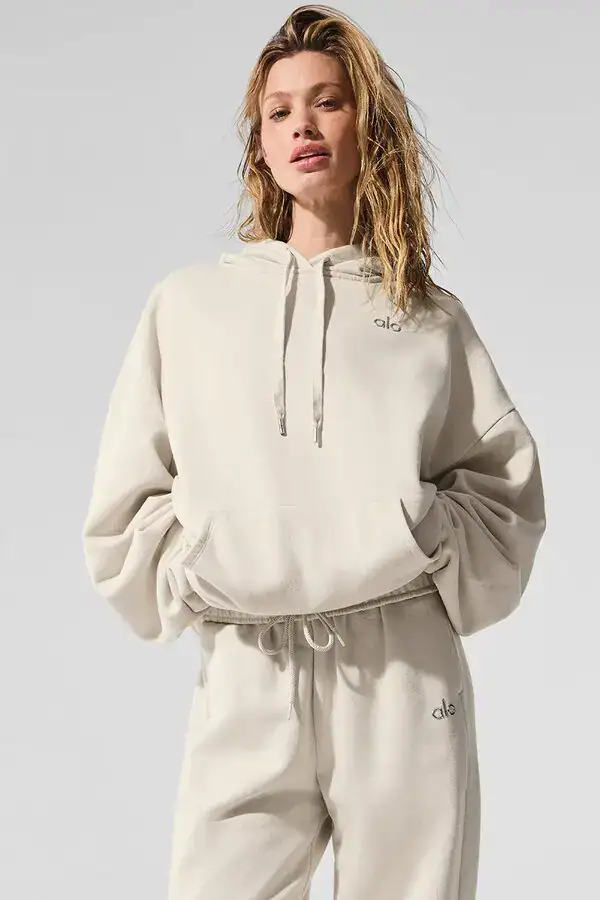 Alo Yoga Accolade Hoodie In Cream - Bone | Editorialist