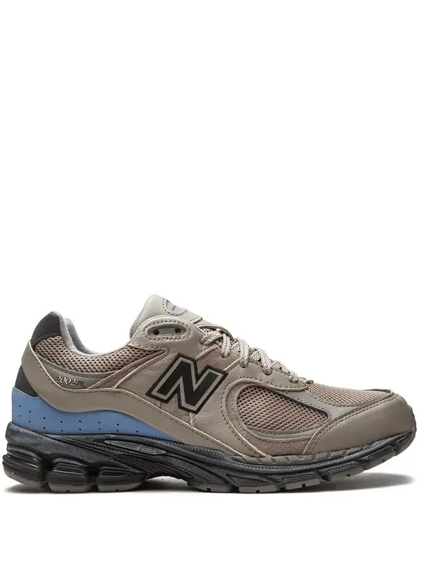 NEW BALANCE 2002 Low-top Sneakers - Brown