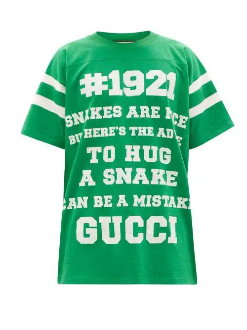 gucci to hug a snake