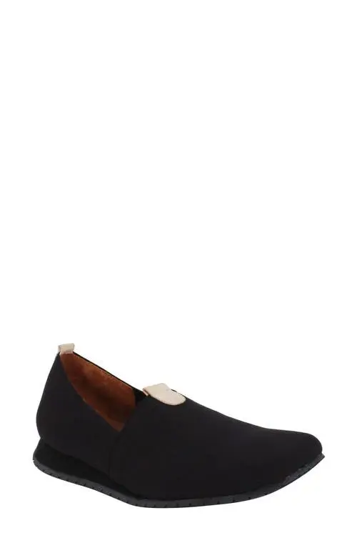 L'AMOUR DES PIEDS Tumai Flat - Black