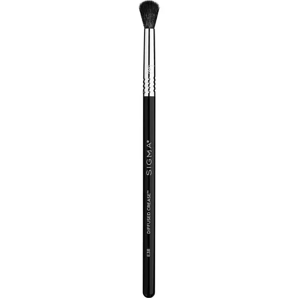 SIGMA BEAUTY E38 Diffused Crease™ Brush
