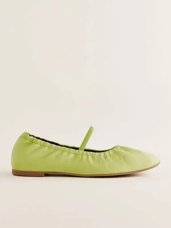 REFORMATION Buffy Ruched Ballet Flat - Sour Apple Leather