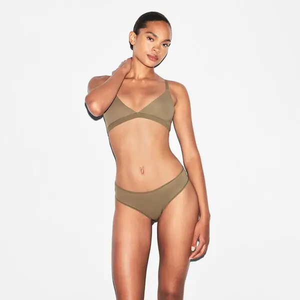 SKIMS Fits Everybody Cheeky Brief - Truffle