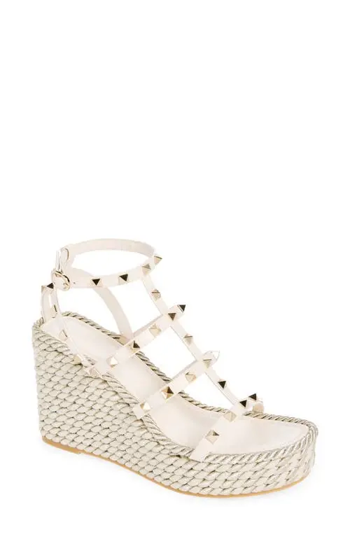 Valentino Garavani Rockstud Torchon Wedge Sandal - Light Ivory