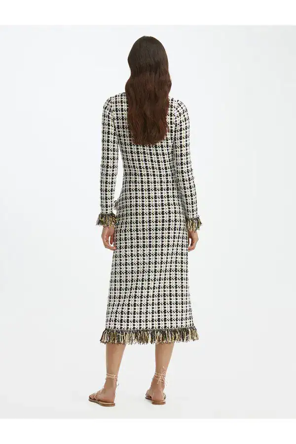 Oscar De La Renta Tweed Knit Fringe Cardigan Dress In Black - 50% Off |  Editorialist