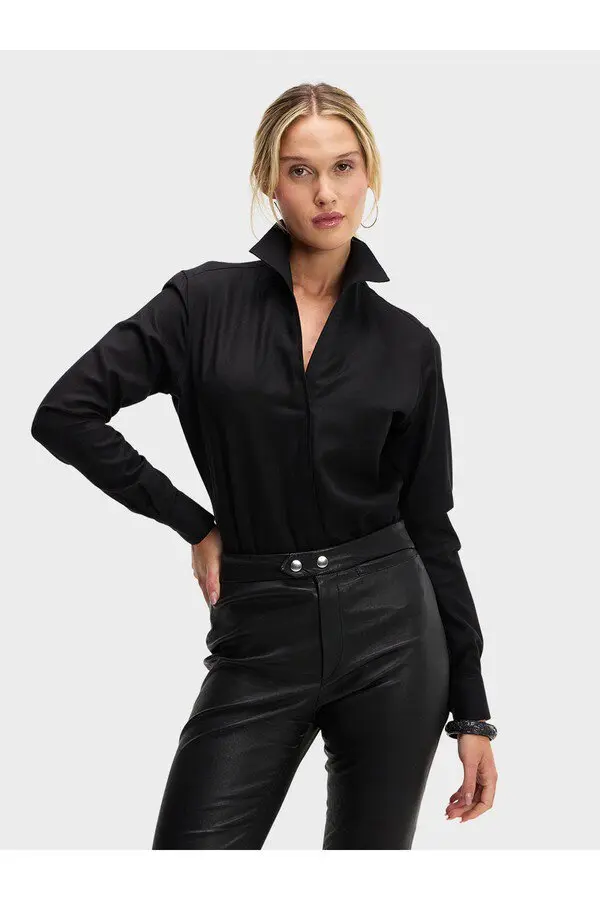SARAH ALEXANDRA Signature Minx Shirt - Black