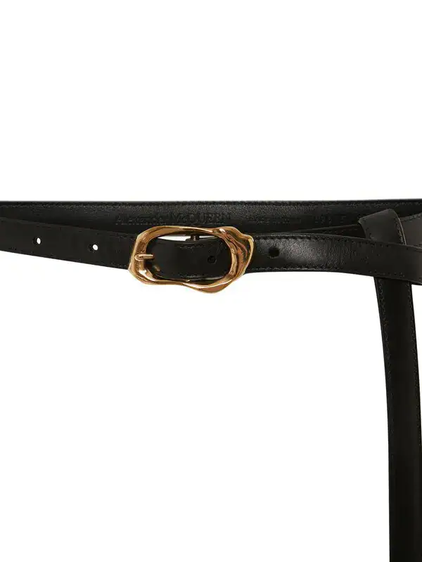 Alexander Mcqueen Long Thin Molt. Belt - Black | Editorialist display picture 1