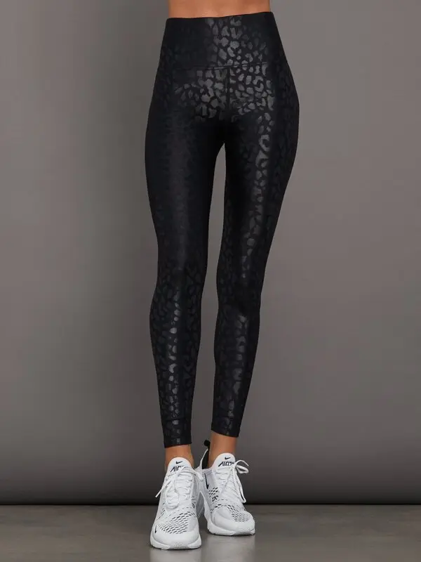 Carbon38 High Rise 7/8 Legging In Leopard Takara Shine - Black