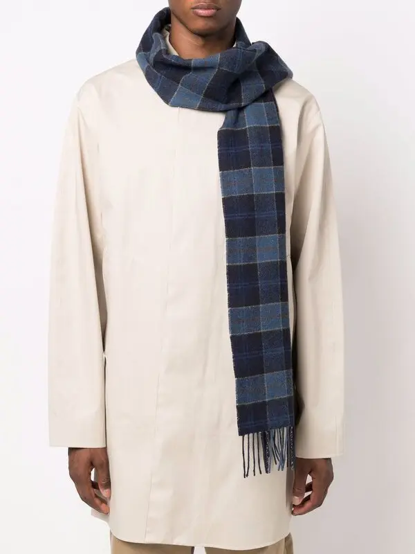 Barbour Tartan-print Knitted Scarf - Blue