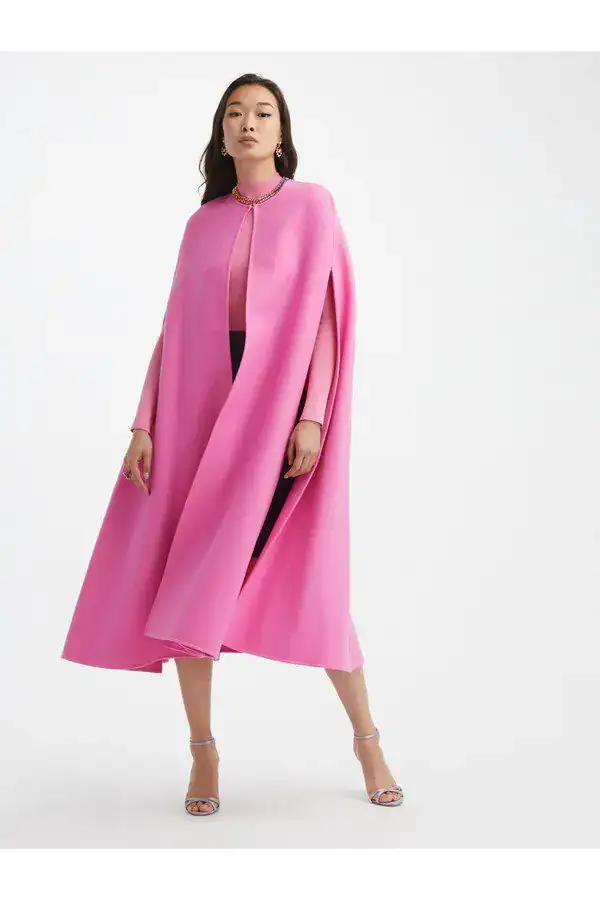 strapless open back dress Oscar de la Renta 2021 Pink Suit – Dina C's Fab and Funky Consignment  Boutique main image 0