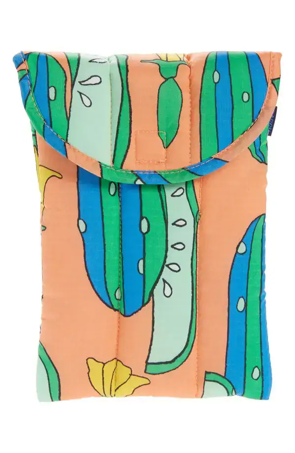 Buy Baggu Puffy 8inch Tablet Sleeve Cucumbers At 60 Off Editorialist
