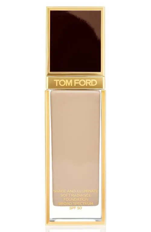 TOM FORD Shade And Illuminate Soft Radiance Foundation Spf 50 - 5.1 Cool Almond