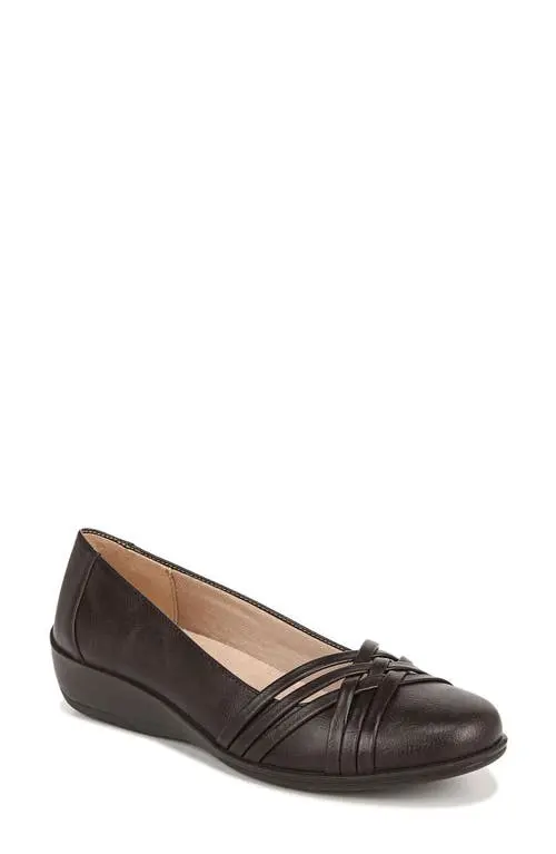 LIFESTRIDE Incredible Wedge Flat - Brown