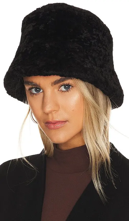 Ruslan Baginskiy Faux Fur Lampshade Bucket Hat - Black