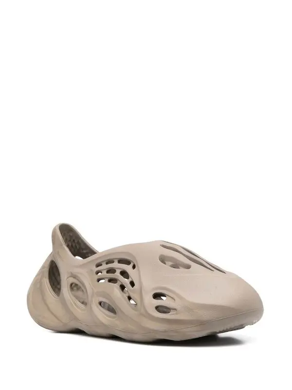 Yeezy Foam Runner Stone Sage Sneakers - Neutrals