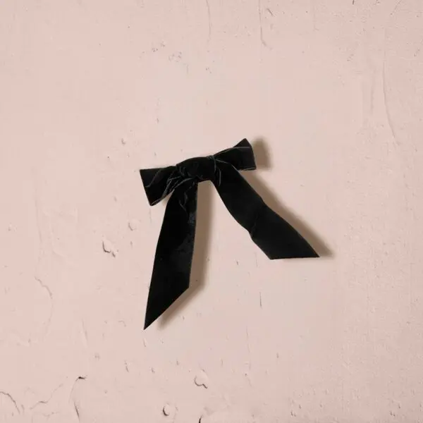 THE BEACHWAVER CO. Velvet Bow Detail