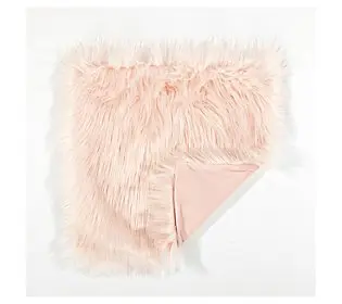 LUSH DECOR Mongolian Luca Faux Fur 20'x20' Pill Ow Cover