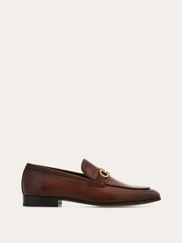 FERRAGAMO Gancini Ornament Moccasins - Brown