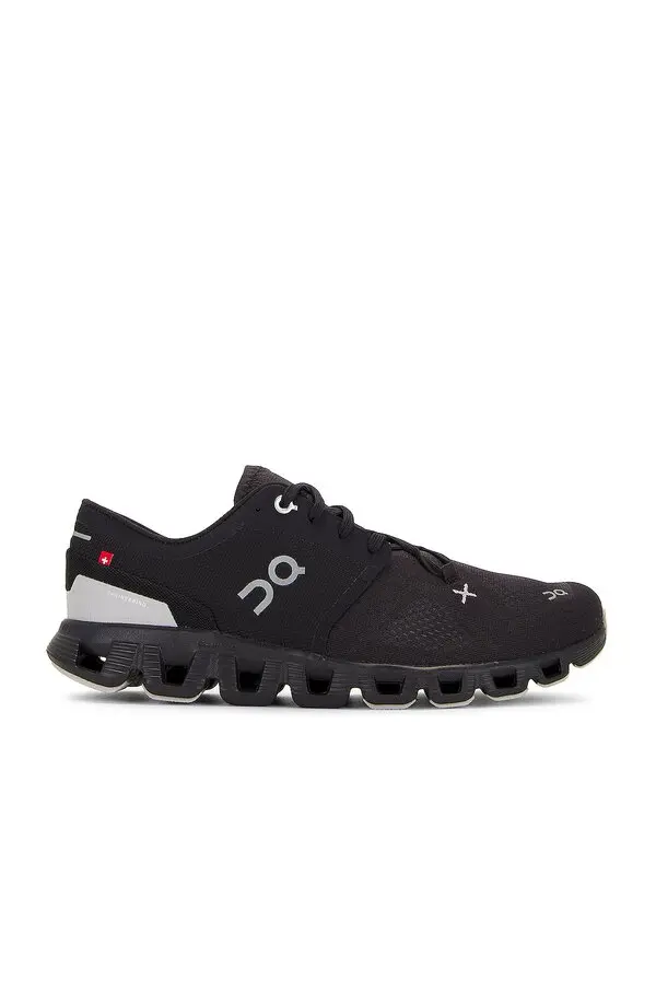 On Cloud X 3 - Black
