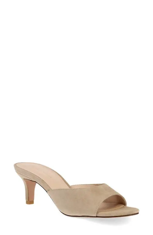 Pelle Moda Balin Kitten Heel Slide Sandal - Mushroom