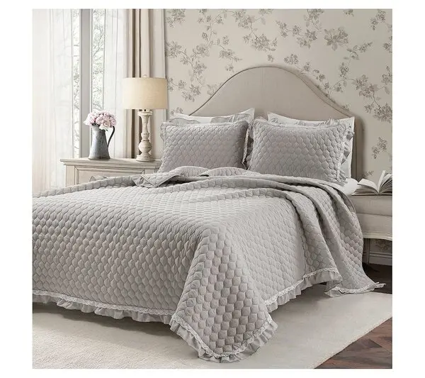 LUSH DECOR Ella Ruffle Lace Quilt Set Full/qu Een