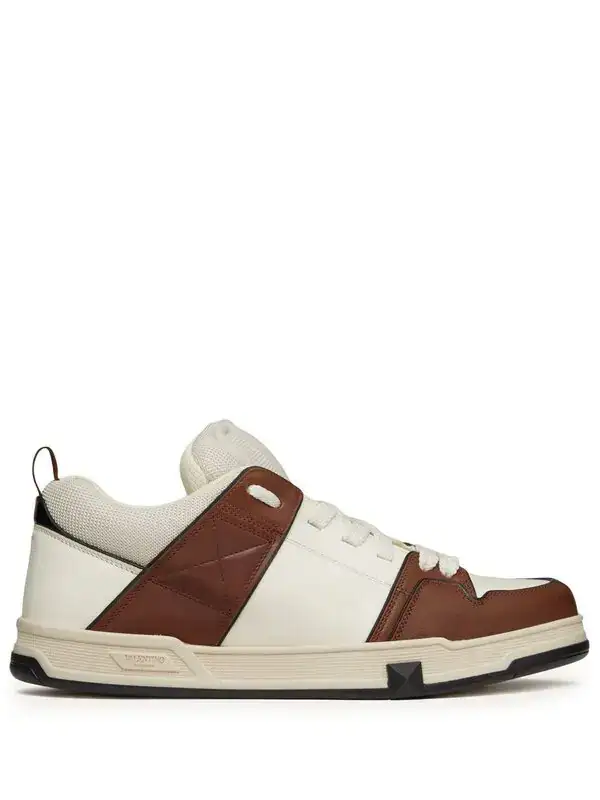 Valentino Garavani Open Skate Low-Top Sneakers In White 40% Off