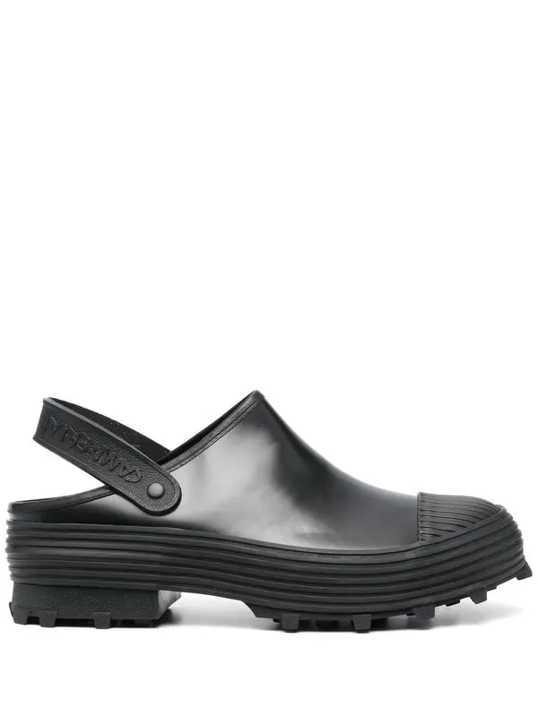 Camper Traktori Clogs - Black