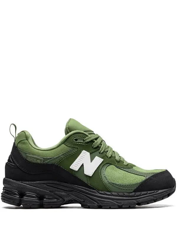 NEW BALANCE X The Basement 2002r Sneakers - Green