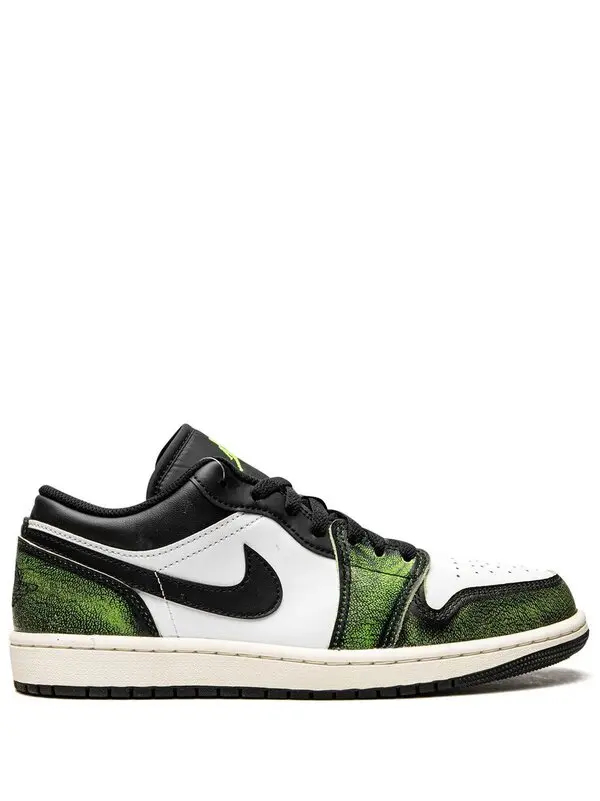 JORDAN Air 1 Low Top Sneakers