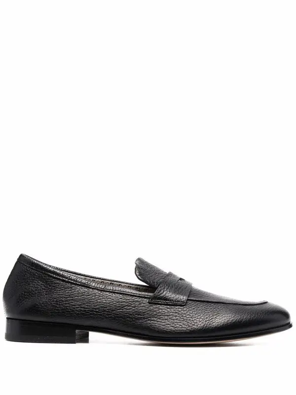 Fratelli Rossetti Round-Toe Loafers In Black - 34% Off  display picture 1