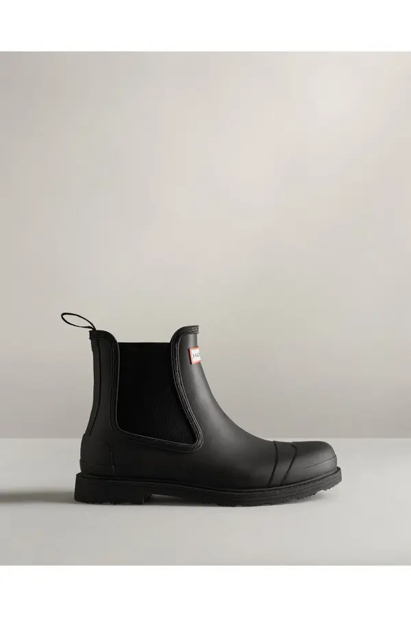 Hunter Commando Chelsea Boots - Black | Editorialist